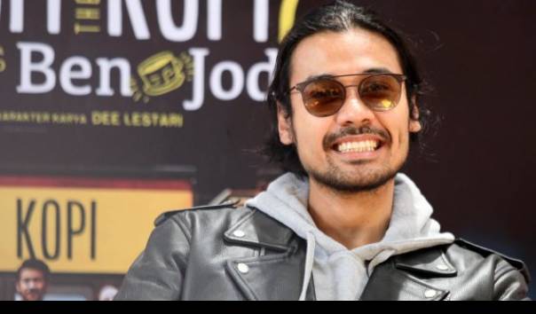Cerita Chicco Jericho Syuting Spin Off Filosofi Kopi, Bawa Tim Medis ...