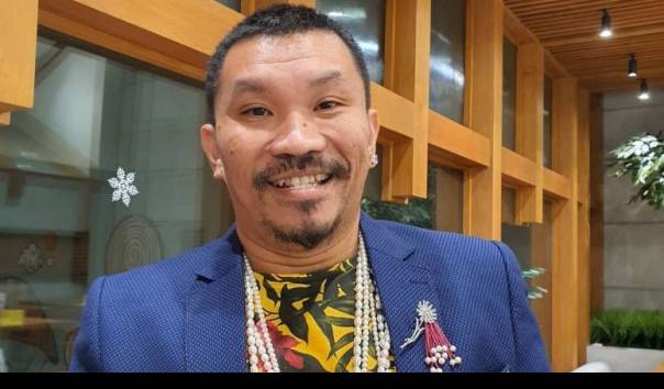 Pernah Gabung Sekte Satanic, Komika Mongol Jadi Host Acara Misteri