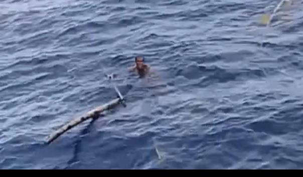 Viral Pria Kebumen Terapung di Laut, Selamat karena Sebilah Bambu ...