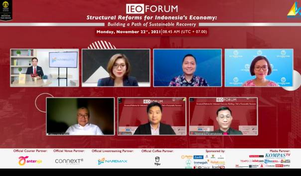 Kanopi FEB UI Sukses Hadirkan Indonesia Economic Outlook 2022 Forum