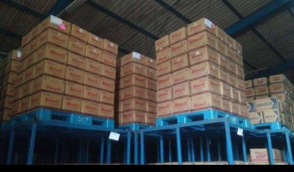 Sorotan Berita: Penimbunan Minyak Goreng 1,1 Juta Kilogram hingga Kali Mampang Akhirnya Dikeruk