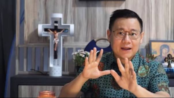 Romo Jo, Pastor Paling Aktif di Medsos Ajak Umat Disiplin Berdoa dengan ...