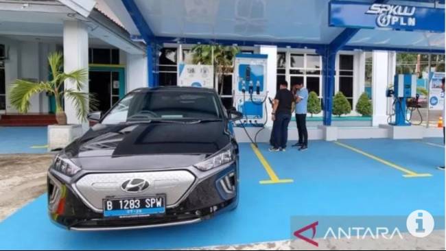 PLN Tawarkan Franchise Stasiun Pengisian dan Penukaran Baterai ...