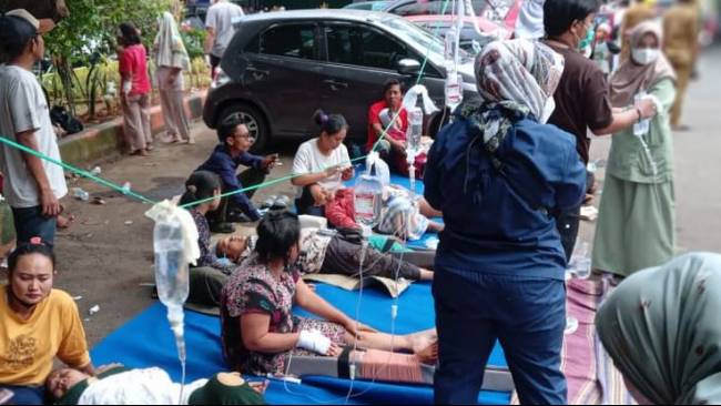 Bantu Tangani Korban Gempa Cianjur, IDI Kerahkan Ratusan Dokter Umum dan Spesialis