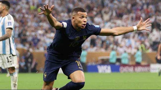 Hasil Argentina vs Prancis: Mbappe 2 Gol dalam 97 Detik, Laga Berlanjut ...