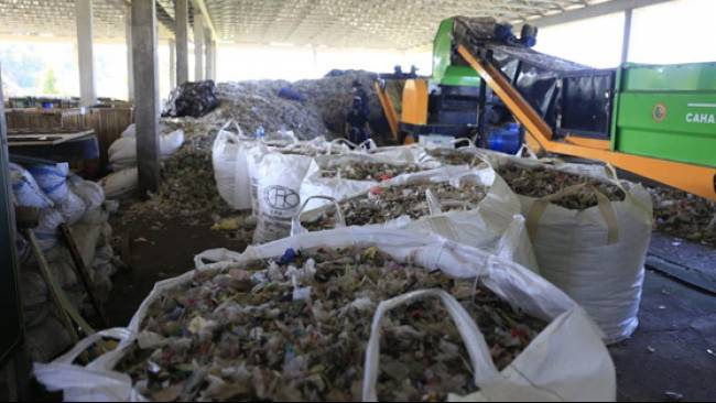 Residu Sampah Jadi Energi Terbarukan di Klungkung