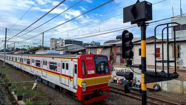 Mulai 2025, Seluruh Rangkaian KRL Terdiri dari 12 Gerbong agar Bisa Angkut Penumpang Lebih Banyak