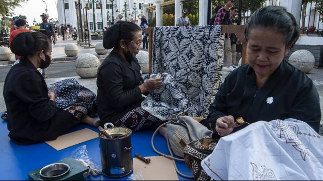 Ini Bedanya Kain Batik Dijual Mahal oleh Pedagang dan Versi Pengrajin