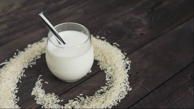 Simak 5 Manfaat Air Rendaman Beras untuk Kulit Wajah dan Cara ...