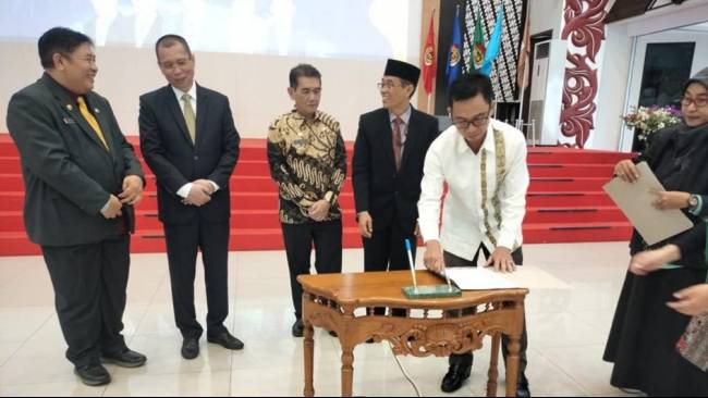 Tanda Tangani Kerja Sama dengan P3SM Kalbar, Universitas Panca Bhakti ...