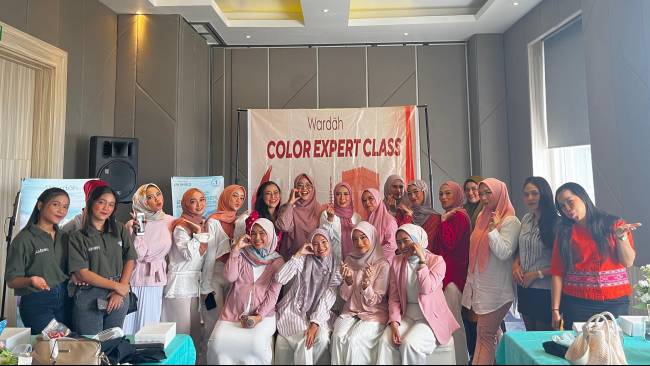 Color Expert Class Wardah Beauty Ambon Berkolaborasi dengan Hotel ...