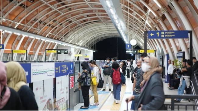 LRT Jabodebek Beroperasi sampai Pukul 23.00 WIB hingga Akhir Februari