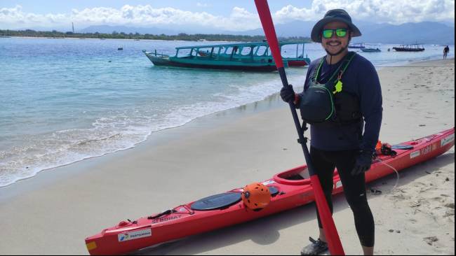 Partner Tumbang Kena Heatstroke, Ramon Tungka Berhasil Finis Kayak Race ...