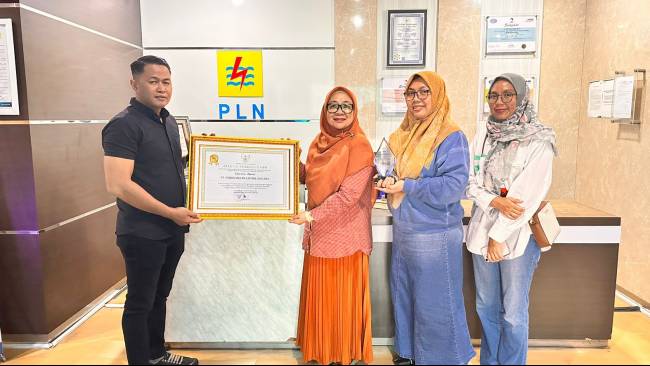 PLN UP3 Palembang Terima Penghargaan Walikota Sebagai Perusahaan dengan Pembayaran PBB Tercepat