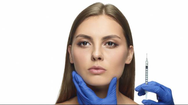 Waspada Dokter Palsu, BPKN Minta Masyarakat Pastikan Izin Resmi Klinik Kecantikan yang Dikunjungi