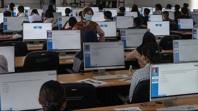 UTBK SNBT 2025 Dibuka Hari Ini, Berikut Syarat dan Cara Pendaftarannya