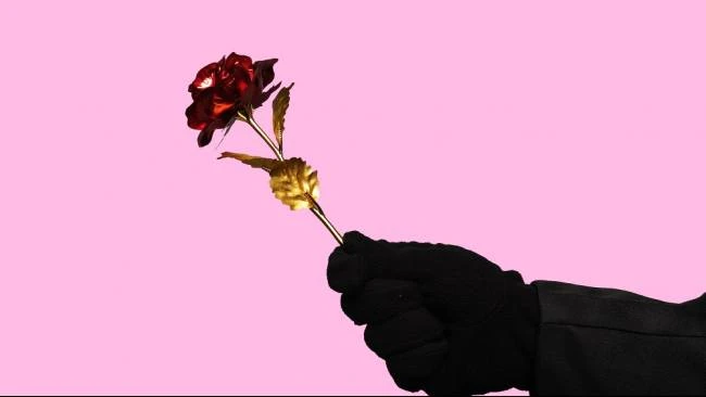 Polisi Ungkap Modus Love Scam Pria di Depok yang Aniaya Pacarnya, Pakai ...