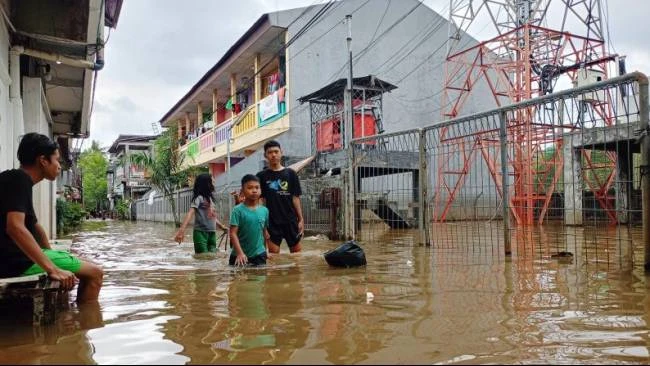 Banjir Rob Ancam 12 Wilayah Jakarta Utara hingga 3 Februari 2026