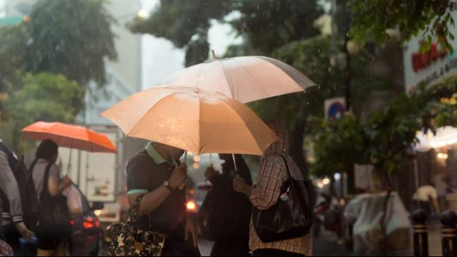 BMKG Terbitkan Peringatan Dini Hujan Lebat di Jabodetabek 7-9 April 2026
